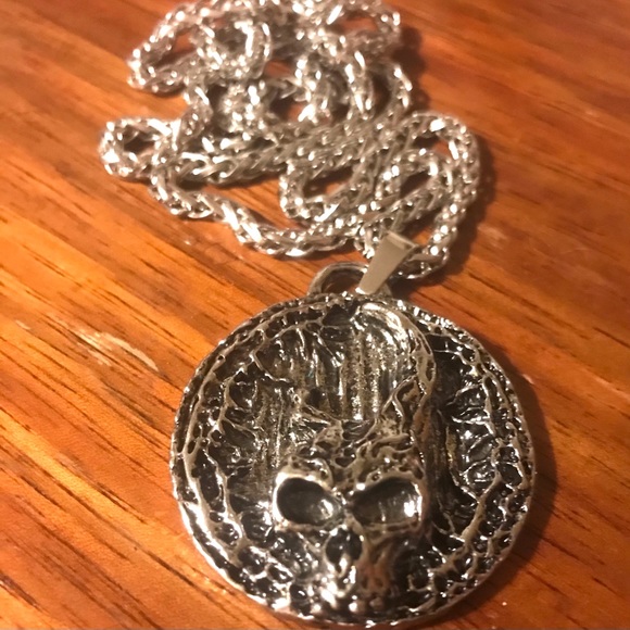 Accessories | Decomposition Desiccate Decay Rot Necrotize Skull Buried ...